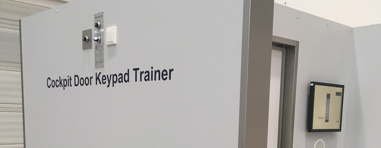 Cockpit Door Keypad Trainer_Frankfurt - lufthansa-aviation-training.com