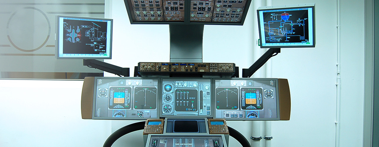 FPT Boeing 747-400 (PT02) - lufthansa-aviation-training.com