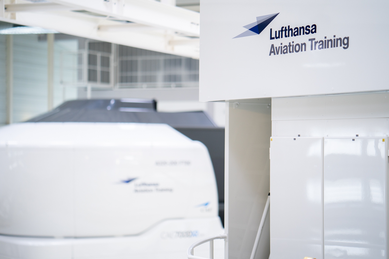 RECORD LOAD FACTOR ENSURES SUCCESSFUL ANNUAL RESULTS FOR LUFTHANSA ...